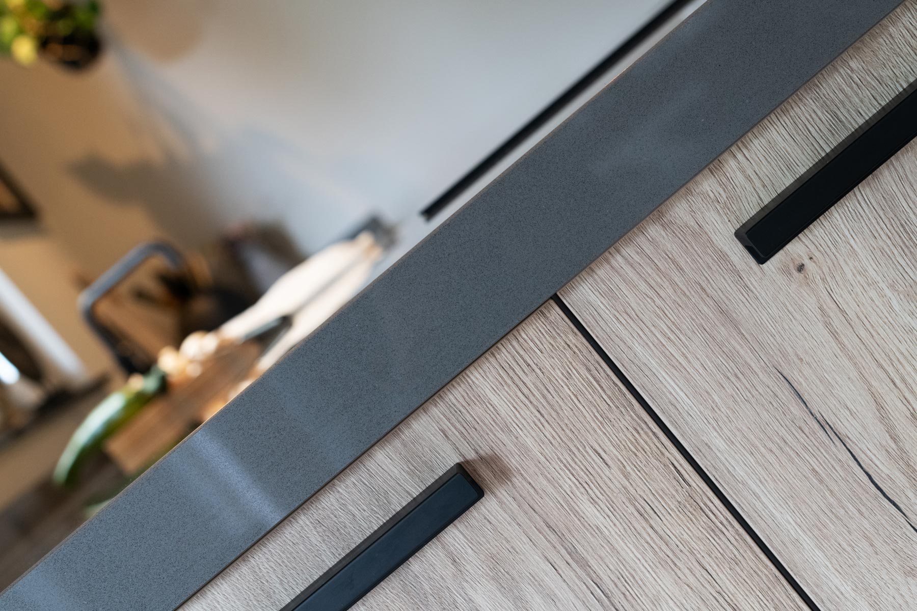 Ruimtelijke Houten Keuken | Verkoelen Keukens
