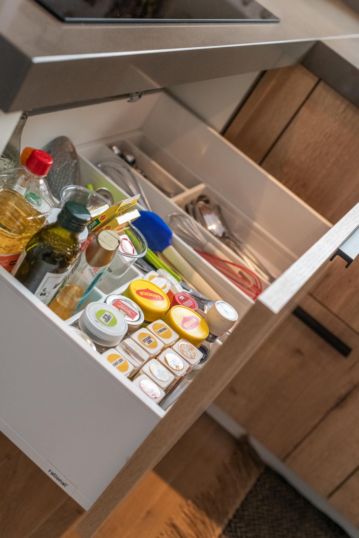 Ruimtelijke Houten Keuken | Verkoelen Keukens